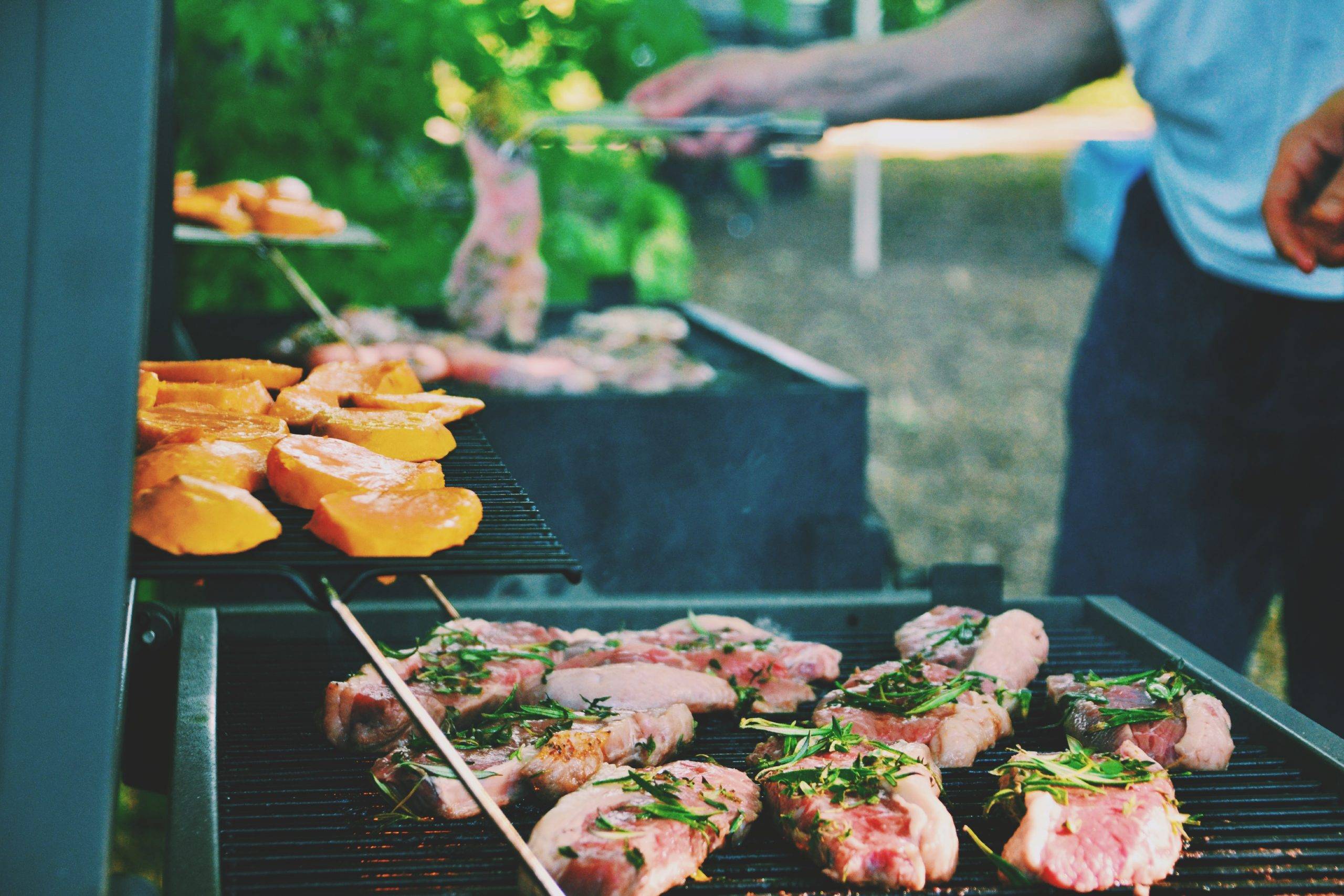 5 Easy & Fun Summer BBQ Ideas for Moms | TWL Working Moms