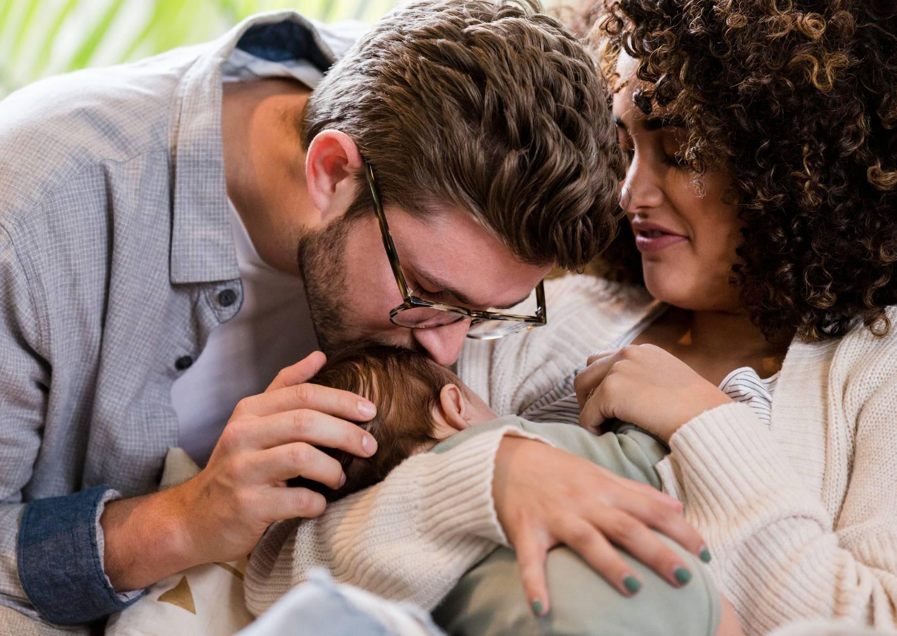 7 Practical Ways New Dad Can Be A Positive Influence | TWL