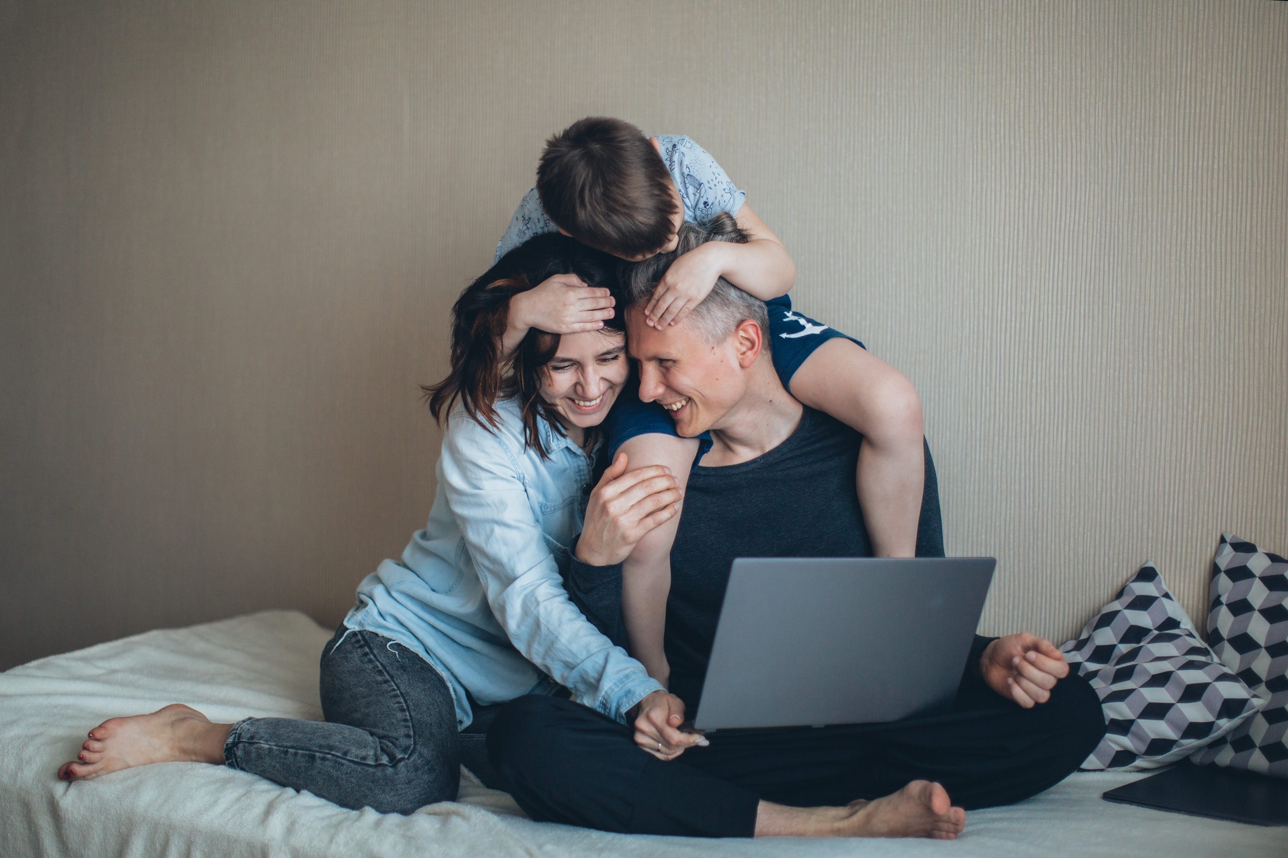 How Remote Working Parents Can Be Present With Their Family - Teach ...