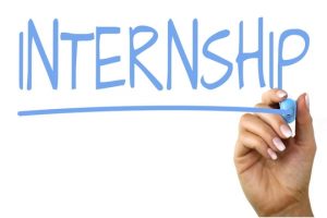 6 Valuable Tips to Follow For an Intern | Working Moms Blog