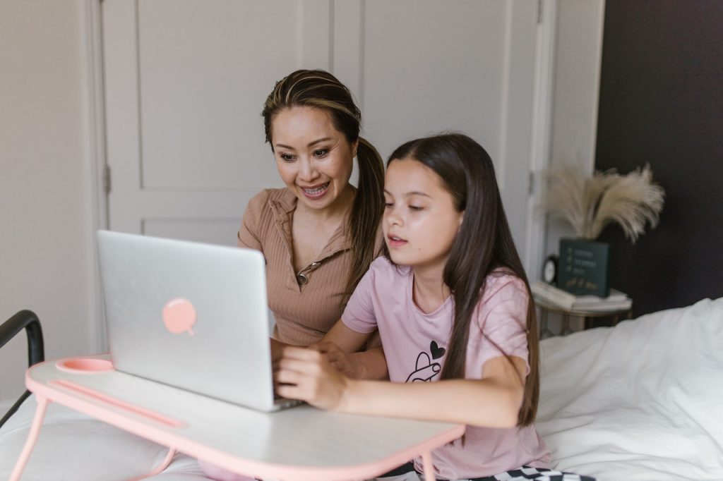 How to Prepare Kids for First Online Tutoring Session